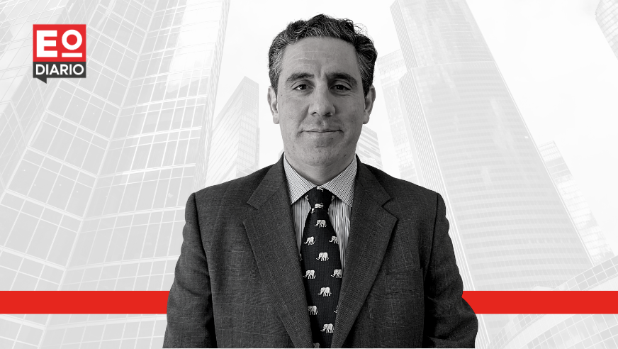 Rafael Pastor asume como Decano de la Facultad de Derecho y Humanidades ...